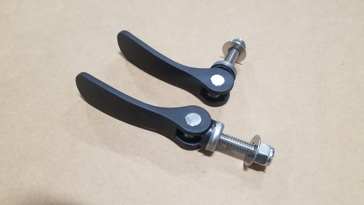 Lock Lever for Chassis Wing (Pair) – BattleAero